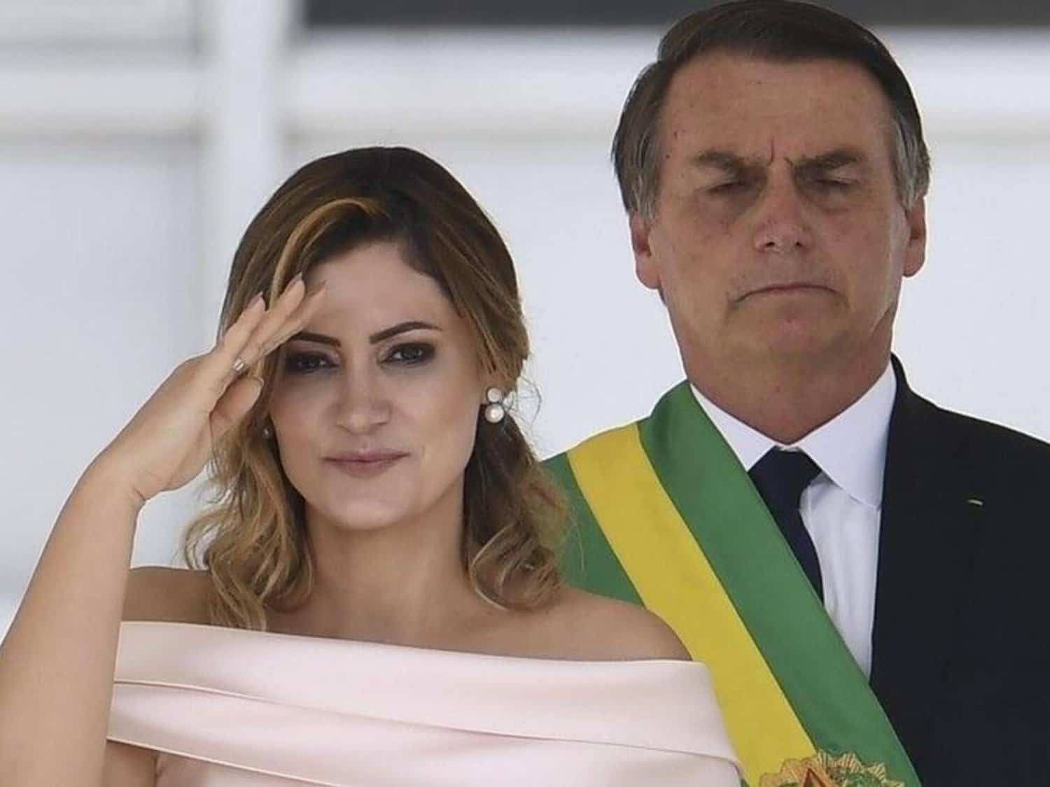 PF intima Bolsonaro, Michelle e Cid e para depor sobre joias - Diário ...