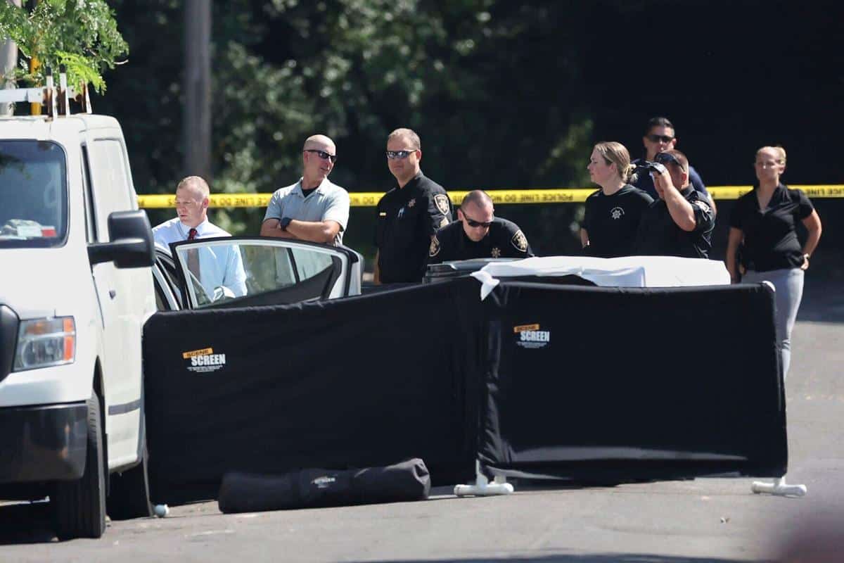Policial americana mata 2 adolescentes negros em carro - Diário Causa ...
