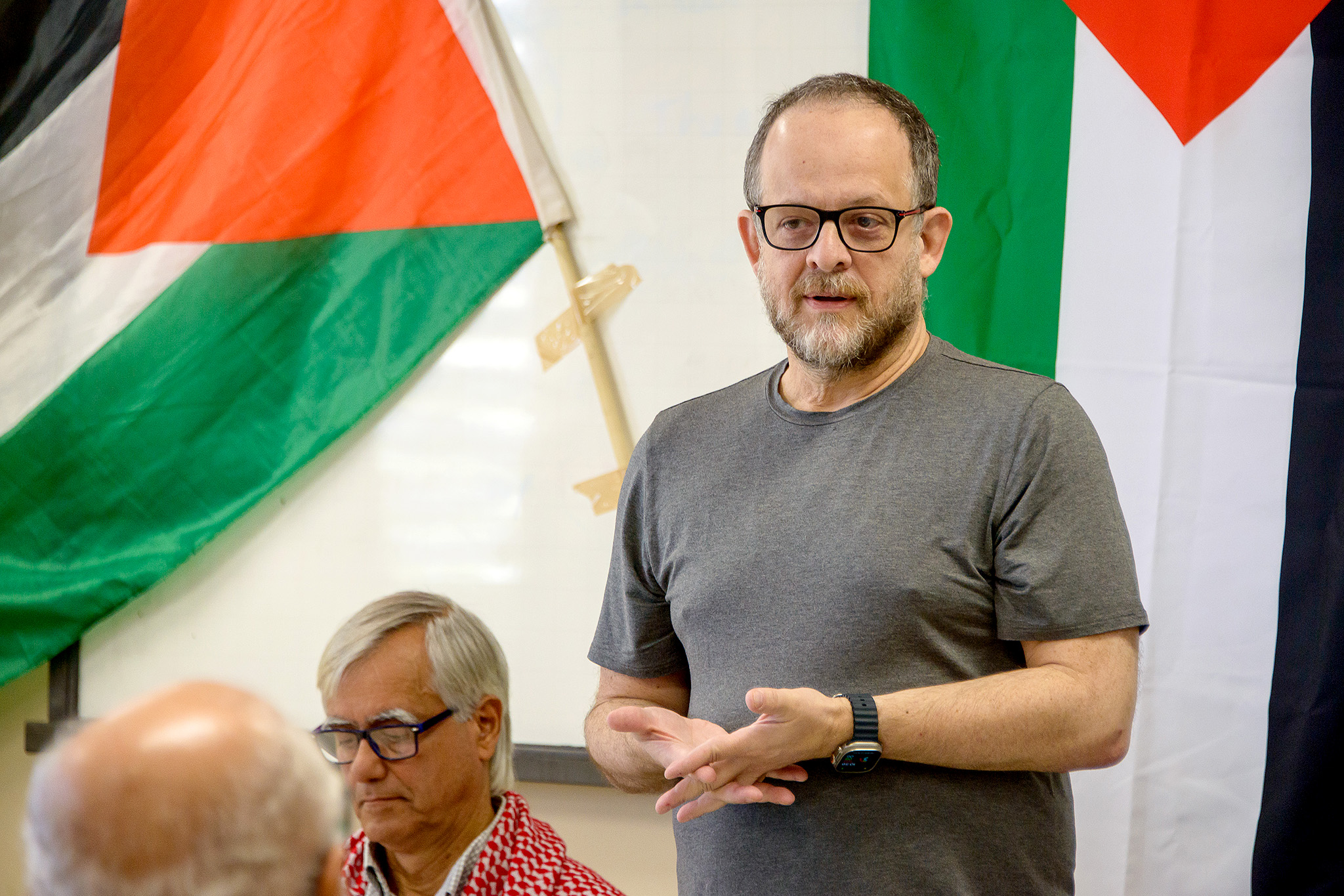 Editor-chefe do Opera Mundi, Breno Altman convoca ato no G20 - Diário ...