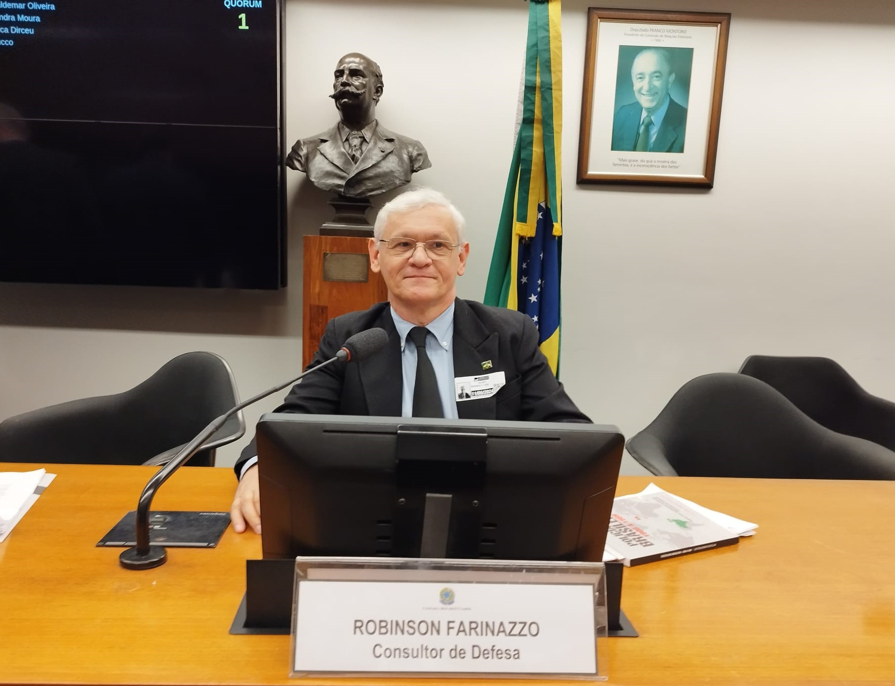 Robinson Farinazzo anuncia lançamento do Arte da Guerra em inglês ...